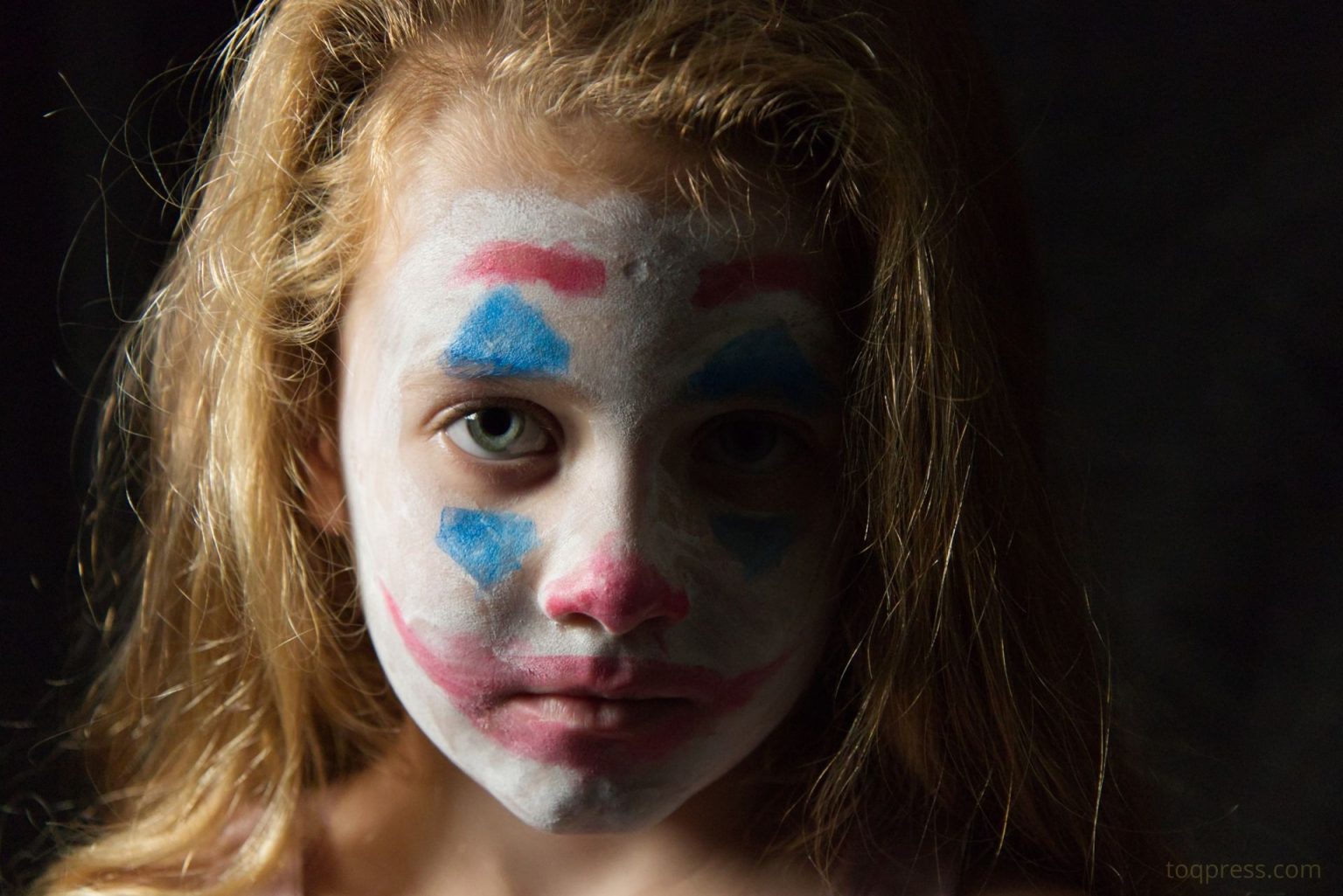 How To Apply Clown Makeup Like A Professional - Easy Ideas - Toqpress